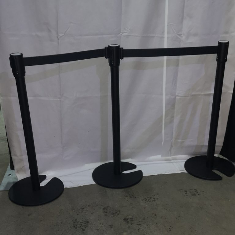 Poteau de foule avec bande rétractable - Plebus